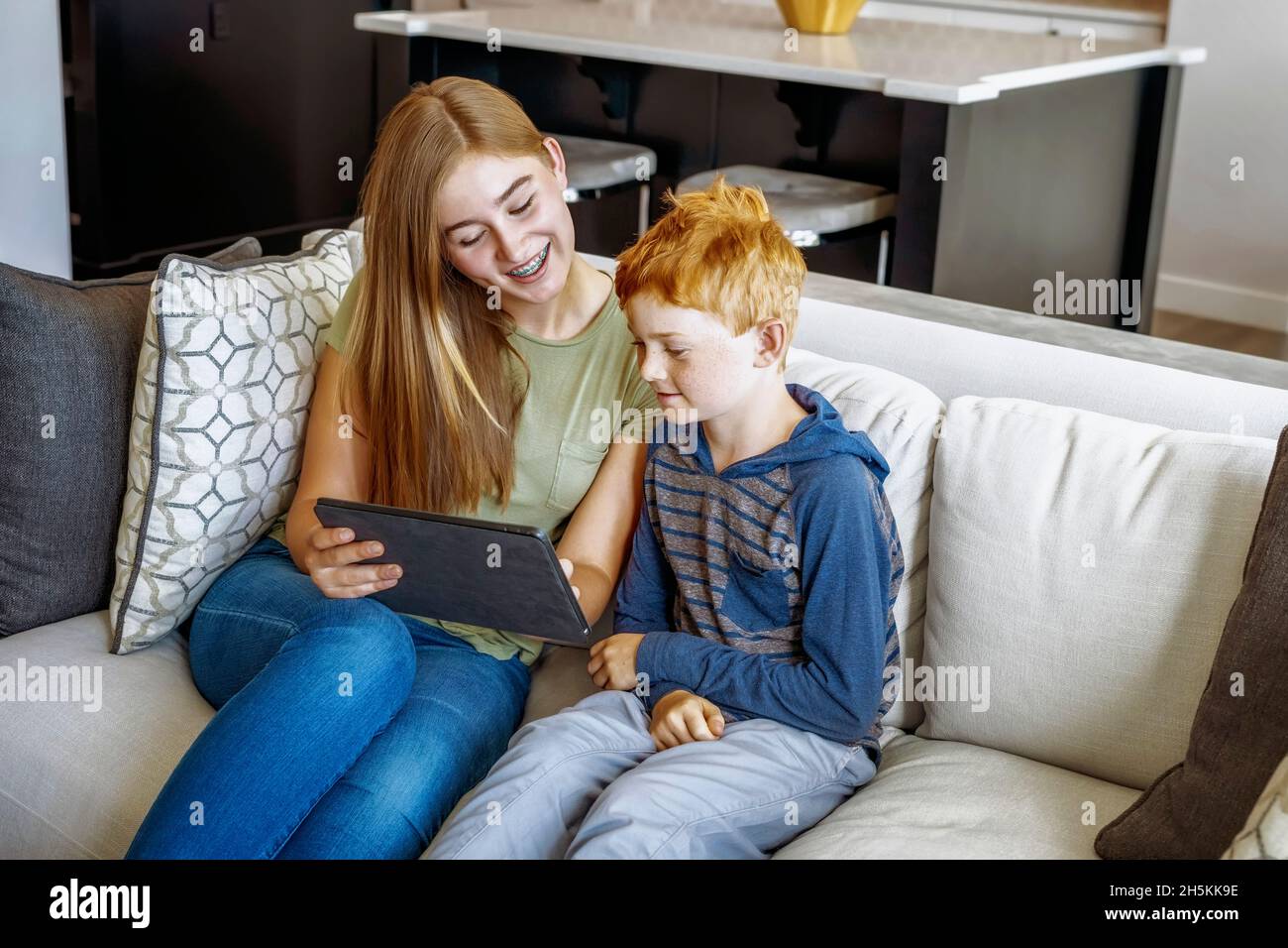 School tablet computers hi-res stock photography and images - Alamy