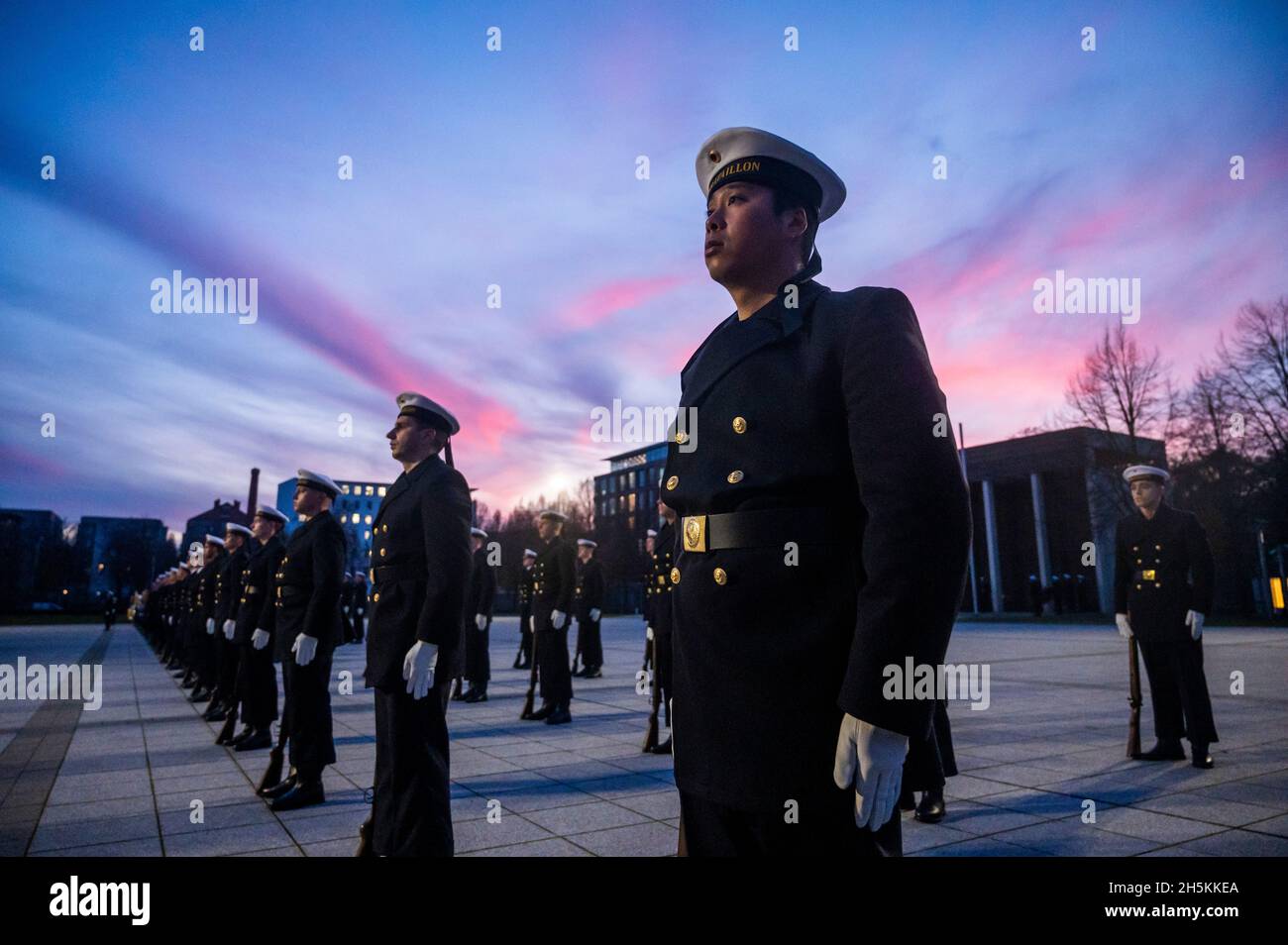 Berlin, Germany. 10th Nov, 2021. The German Armed Forces Guards ...