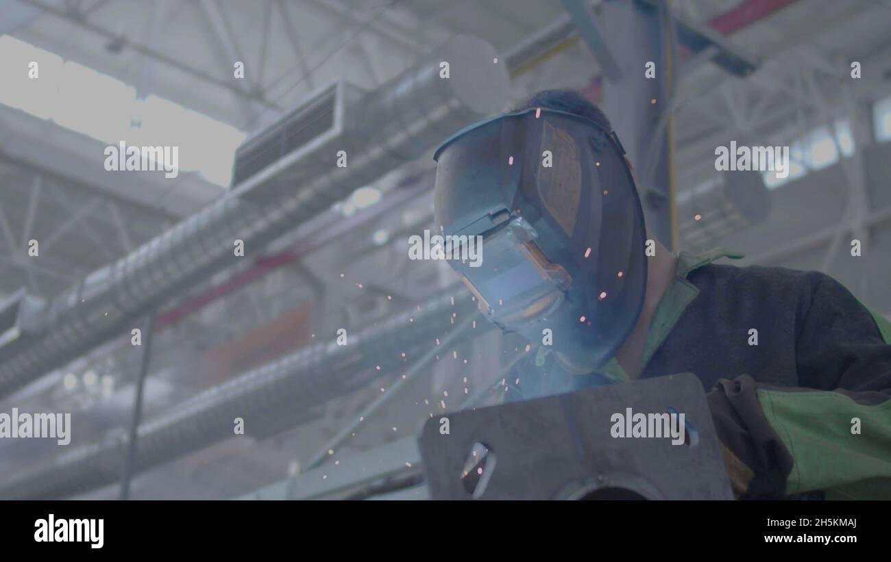 A photo of a welder Stock Photo - Alamy