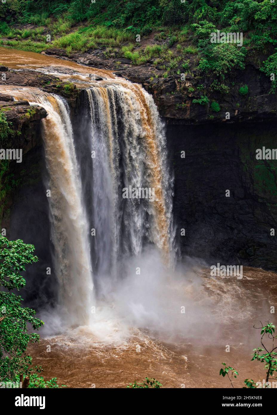 Naturalfall hi-res stock photography and images - Alamy