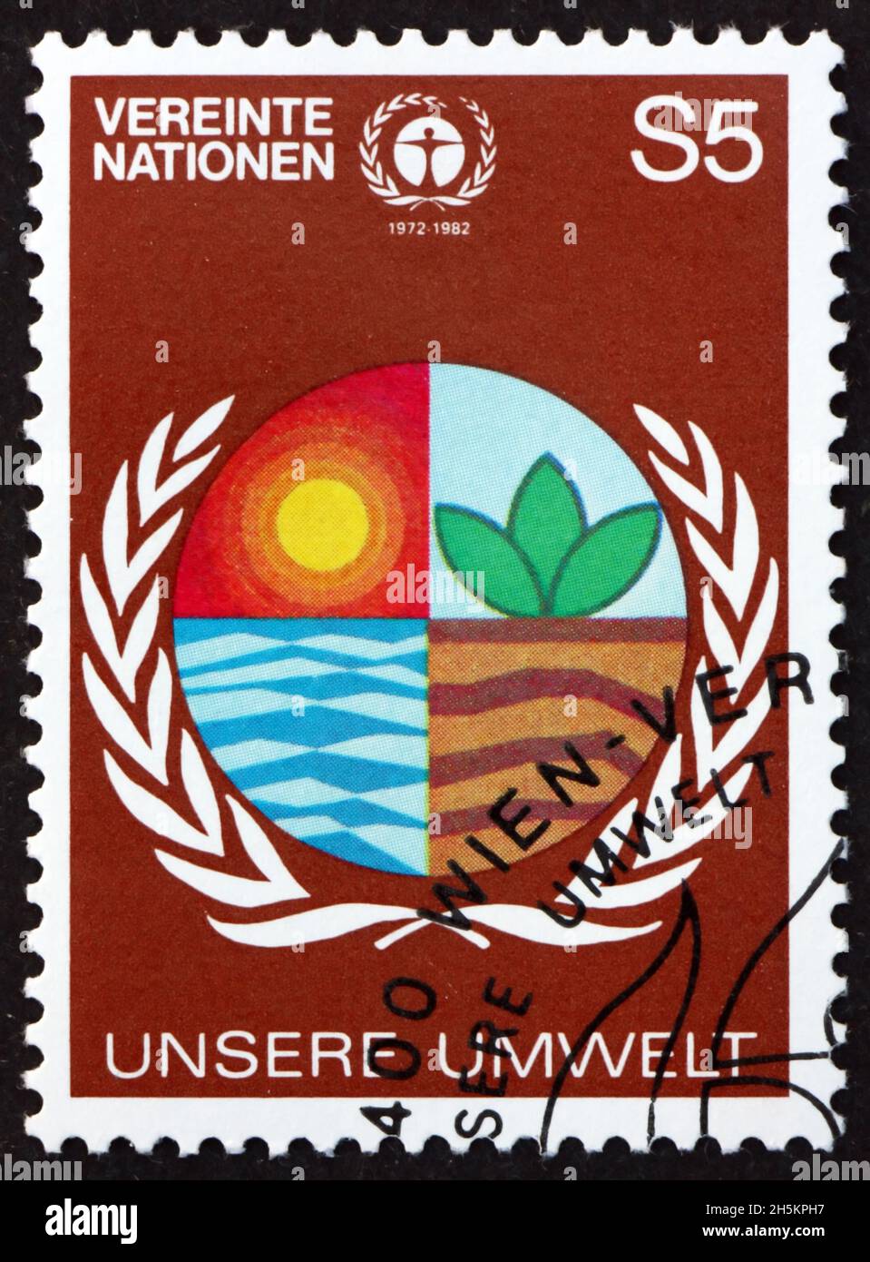 UNITED NATIONS - CIRCA 1982: a stamp printed in the United Nations ...