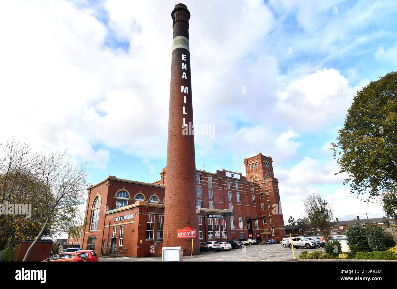 Chimney tall hi-res stock photography and images - Alamy
