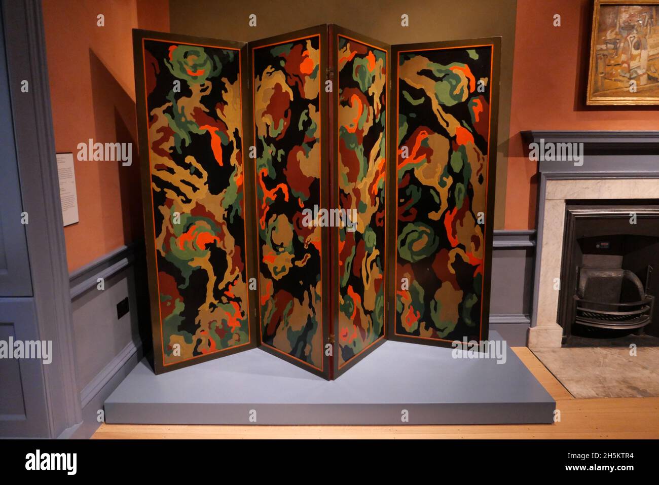 Visitors to the Gallery in Somerset House , which has been closed since ...