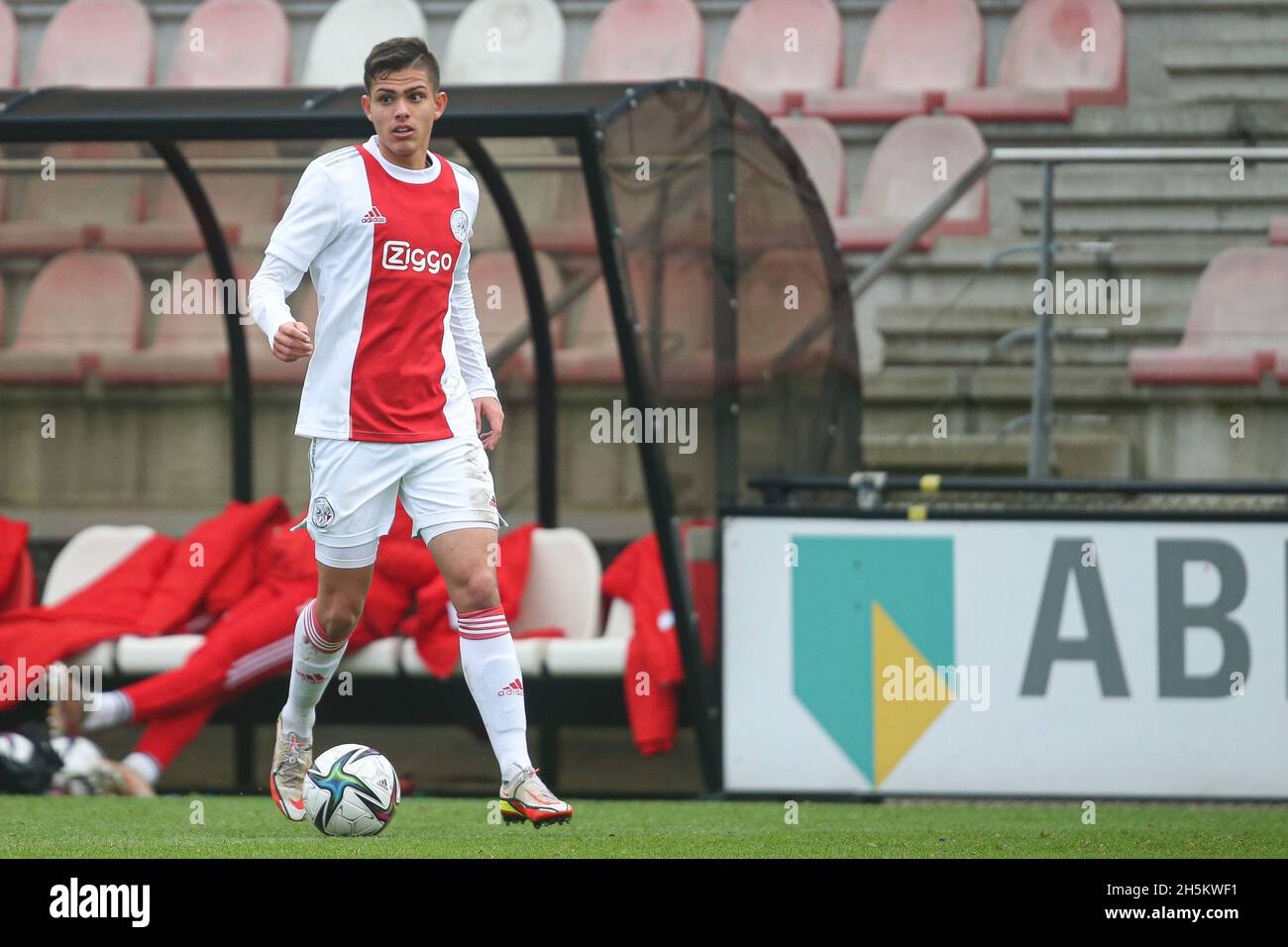 AMSTERDAM, 10-11-2021, Sportcomplex De Toekomst, 2021 / 2022, Practice ...