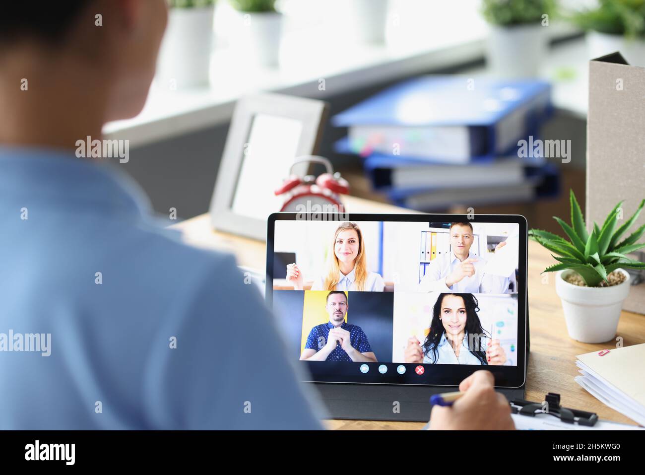 Desk zoom call work hi-res stock photography and images - Alamy