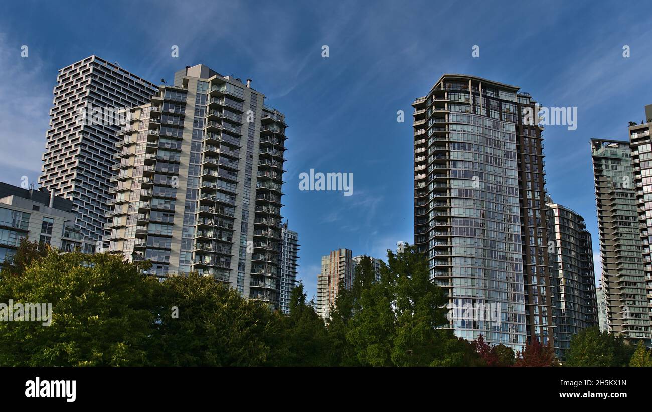 Vancouver modern architecture hi-res stock photography and images - Alamy