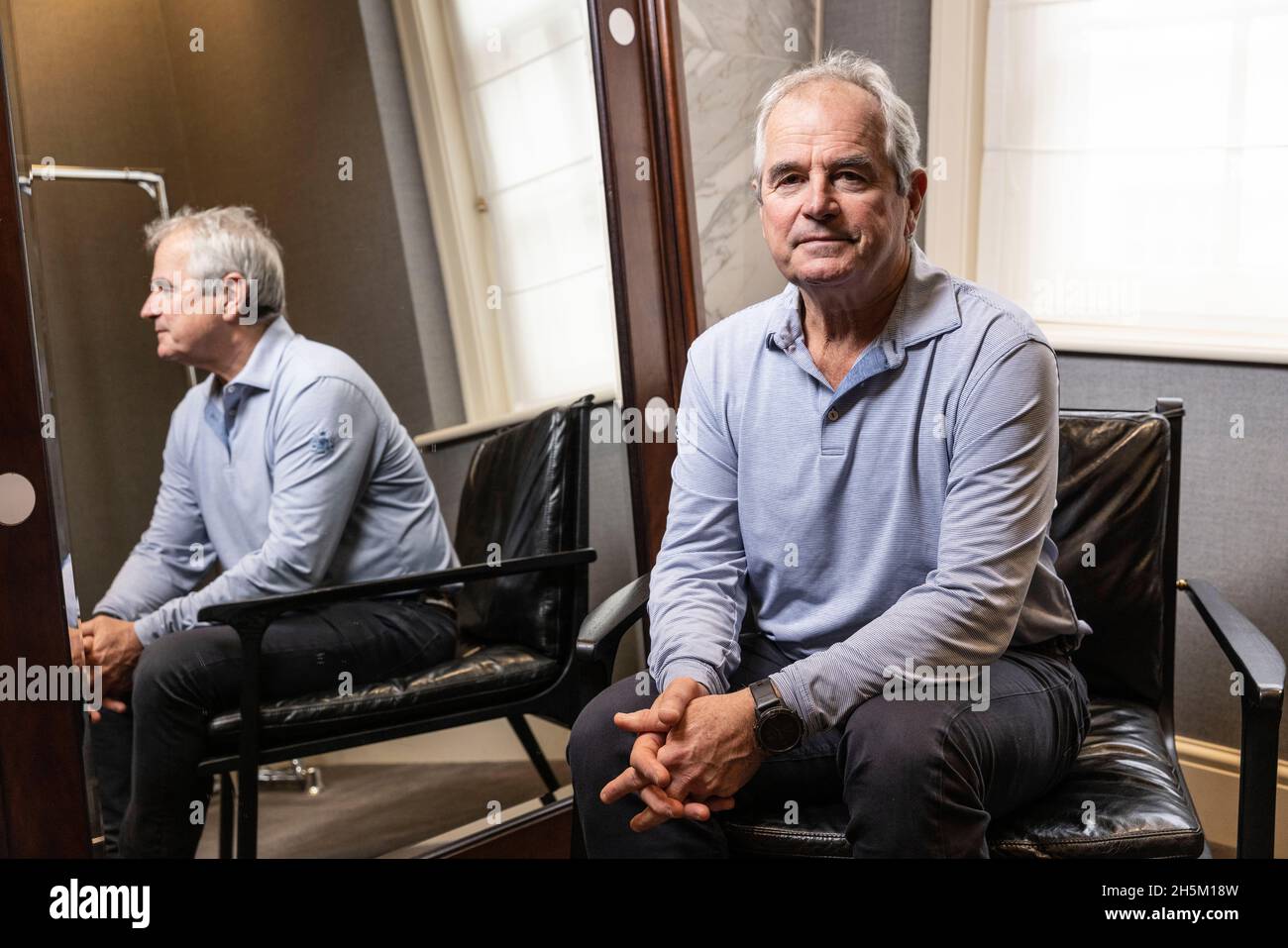 PHOTO:JEFF GILBERT 03rd November 2021 Picture shows Allan Lamb, former ...