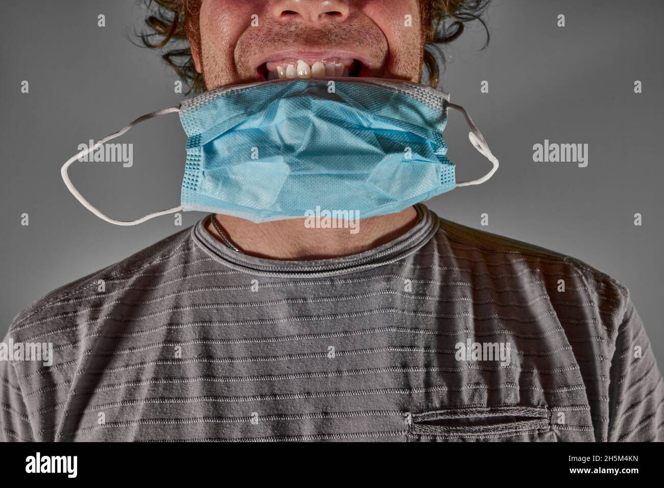 Virus denture hi-res stock photography and images - Alamy