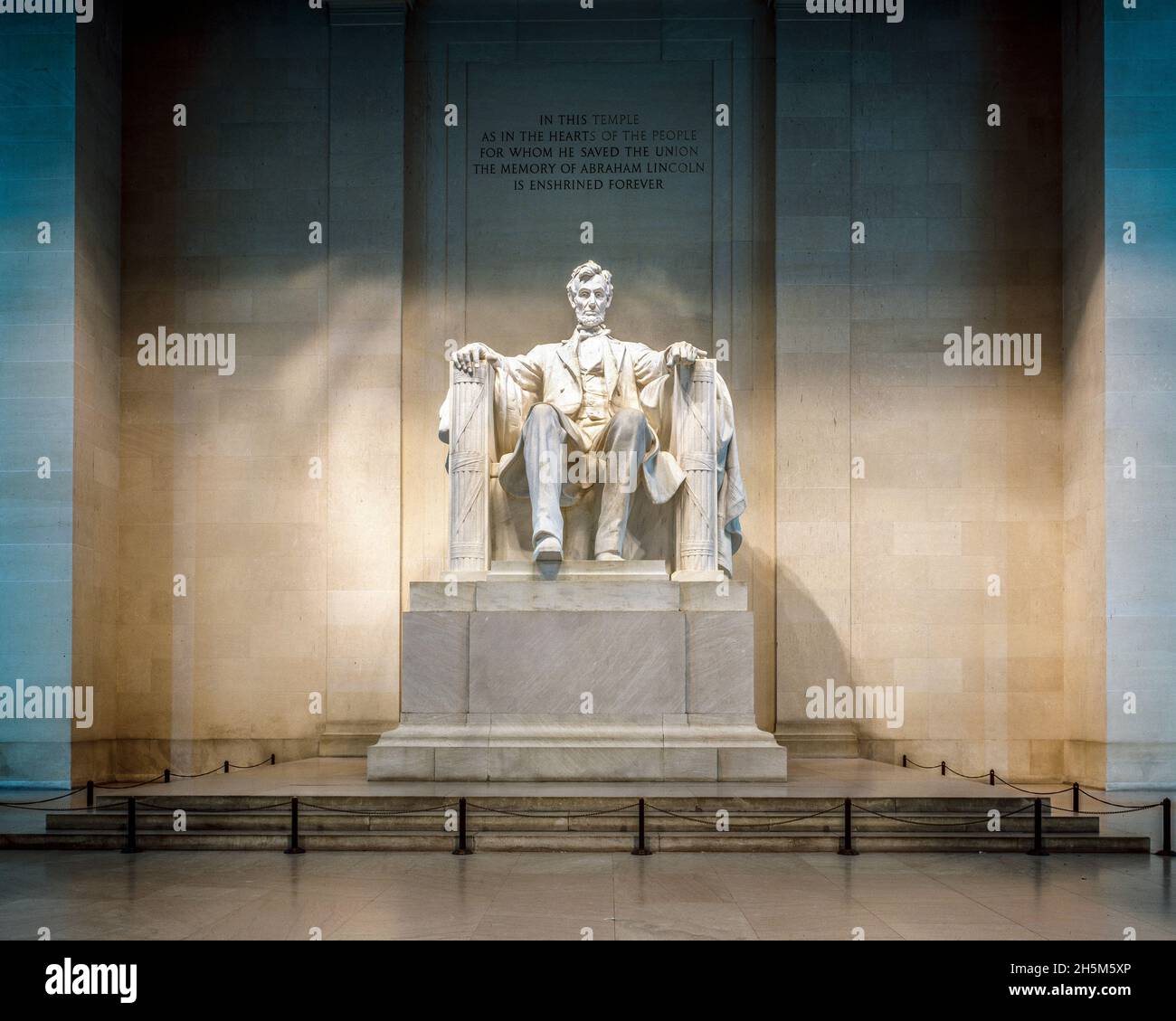 Lincoln Memorial statue by Daniel Chester French. Original image from ...