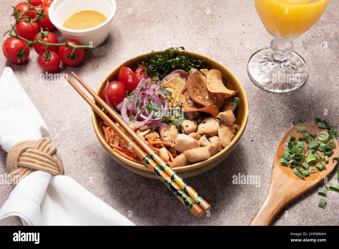 Poke food Hawaiian traditional dish Stock Photo - Alamy