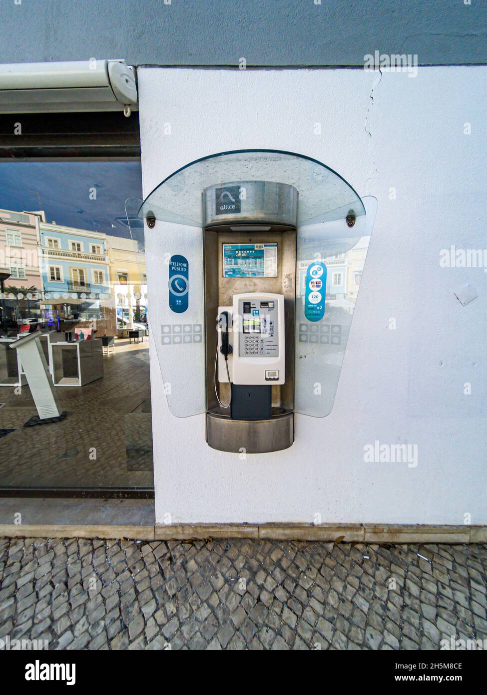 Portuguese phone hi-res stock photography and images - Alamy