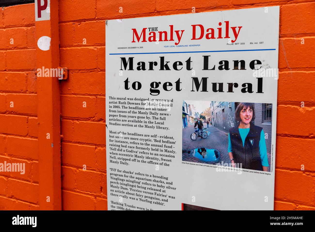 Market Lane in Manly Beach suburb, displays murals of newspaper ...