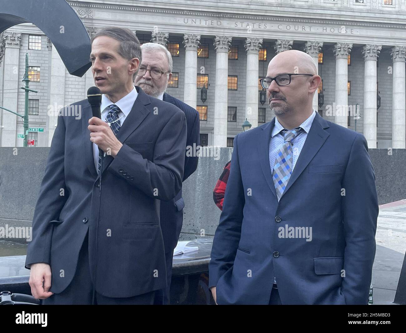 Michael deluca hi-res stock photography and images - Alamy