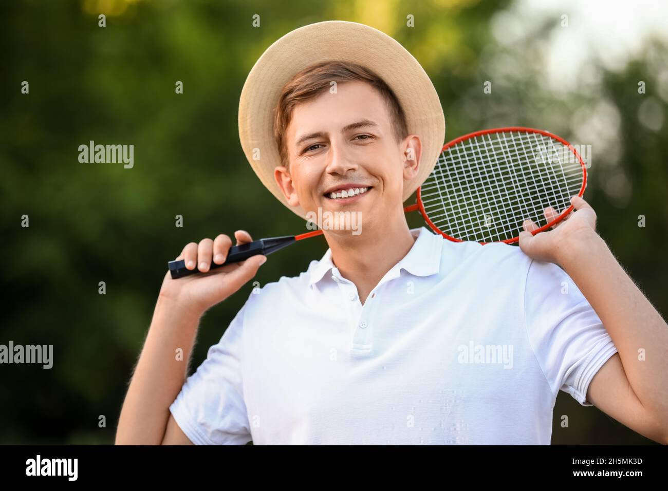 Male badminton player hi-res stock photography and images - Alamy