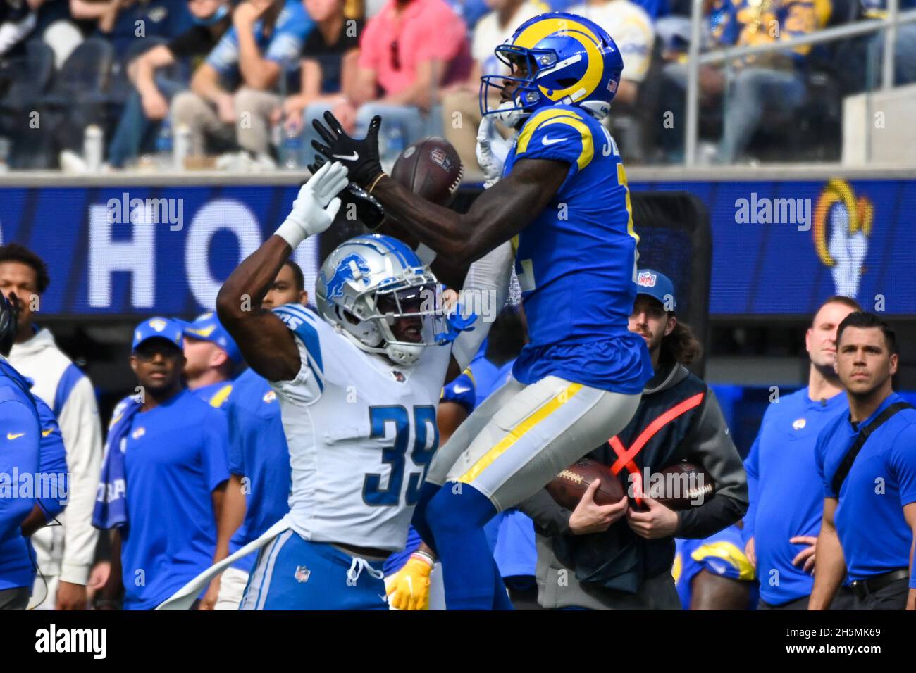 Los Angeles Rams wide receiver Van Jefferson (12) catches a pass while ...