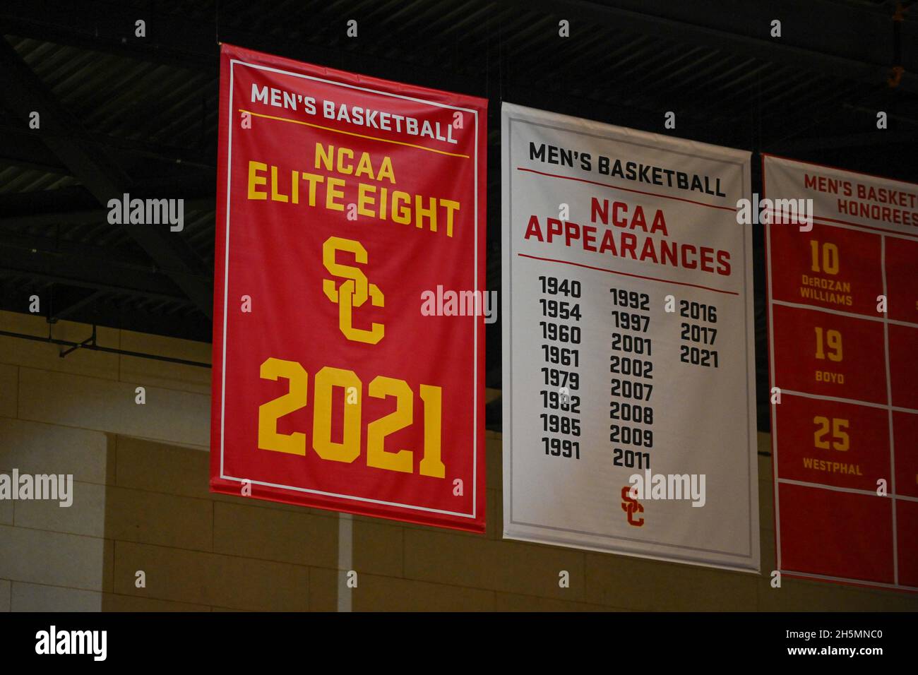 Basketball banner hi-res stock photography and images - Alamy