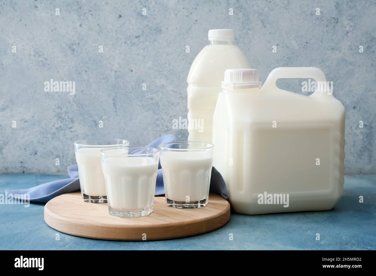 Gallon milk containers hi-res stock photography and images - Alamy