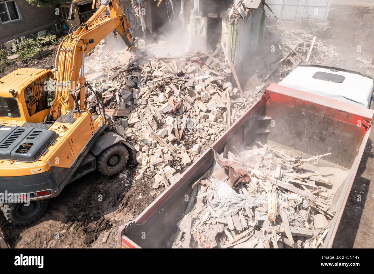 Construction waste disposal hi-res stock photography and images - Alamy