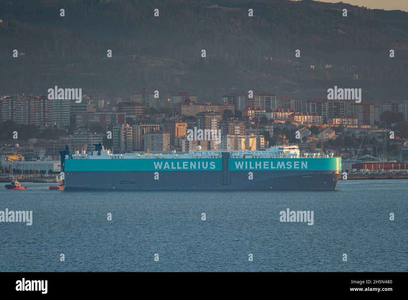 vehicle carrier Elektra from Wallenius Wilhelmsen Logistics in Vigo ...