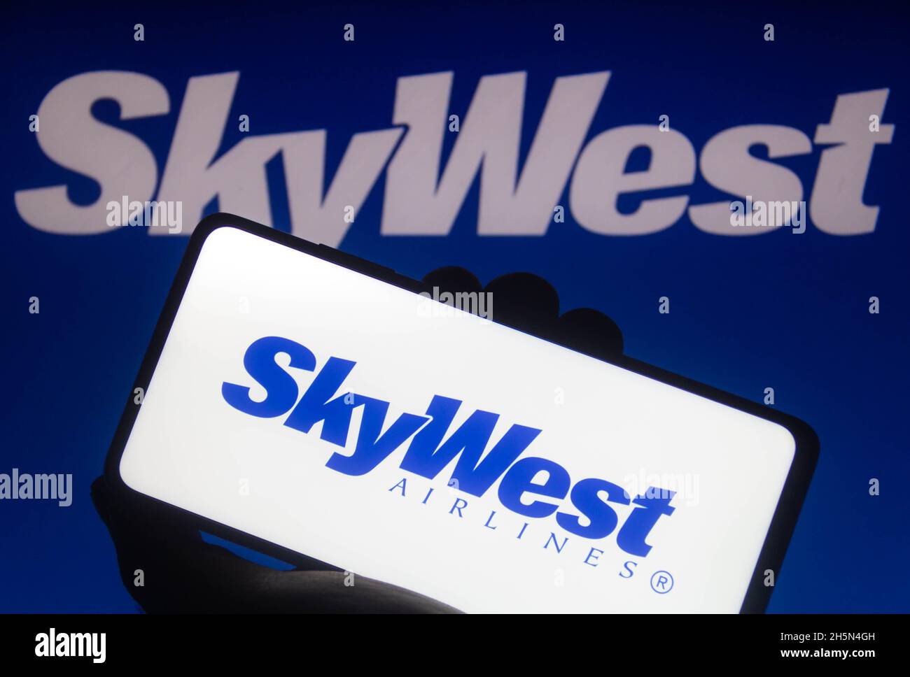 Skywest airlines logo hi-res stock photography and images - Alamy