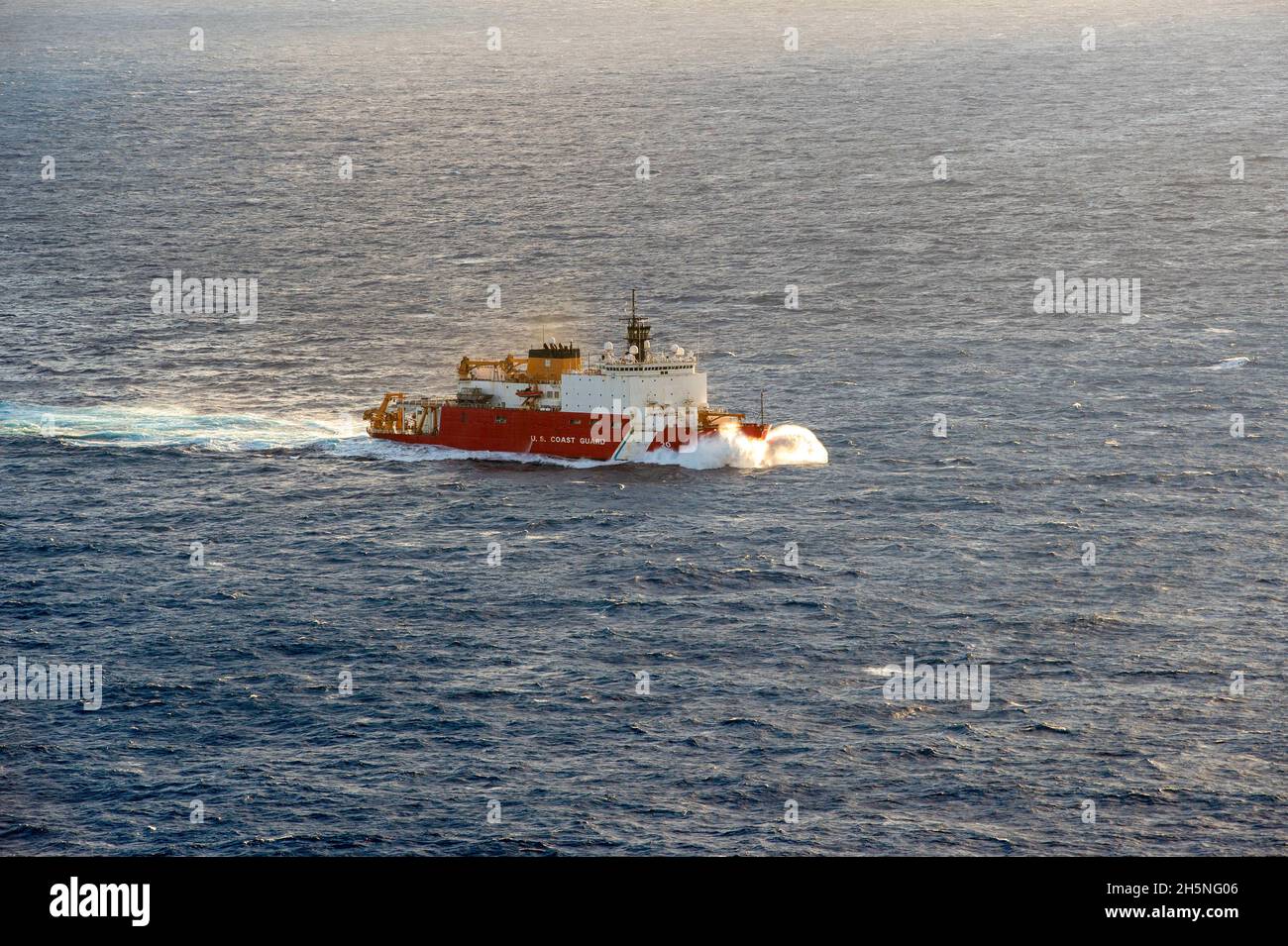 Uscgc healy hi-res stock photography and images - Alamy