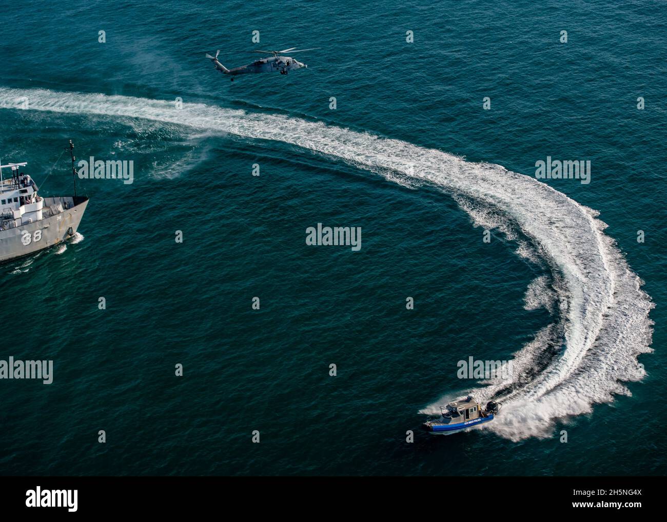 An MH-60S Knighthawk helicopter assigned to Helicopter Sea Combat ...