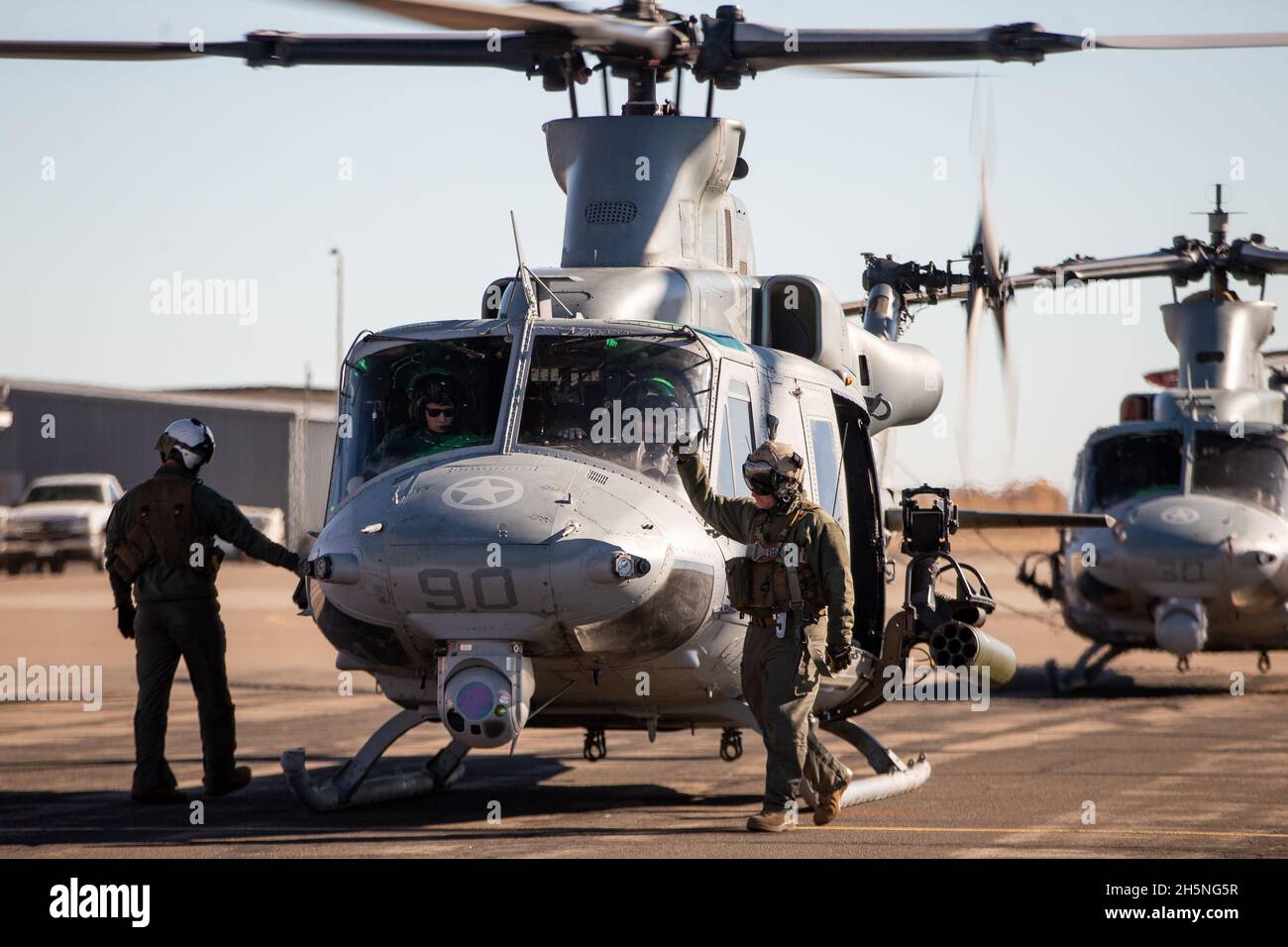 U.S. Marines with Marine Light Attack Helicopter Squadron (HMLA) 269 ...