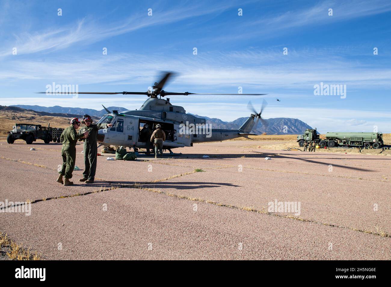 A UH-1Y Venom helicopter assigned to Marine Light Attack Helicopter ...