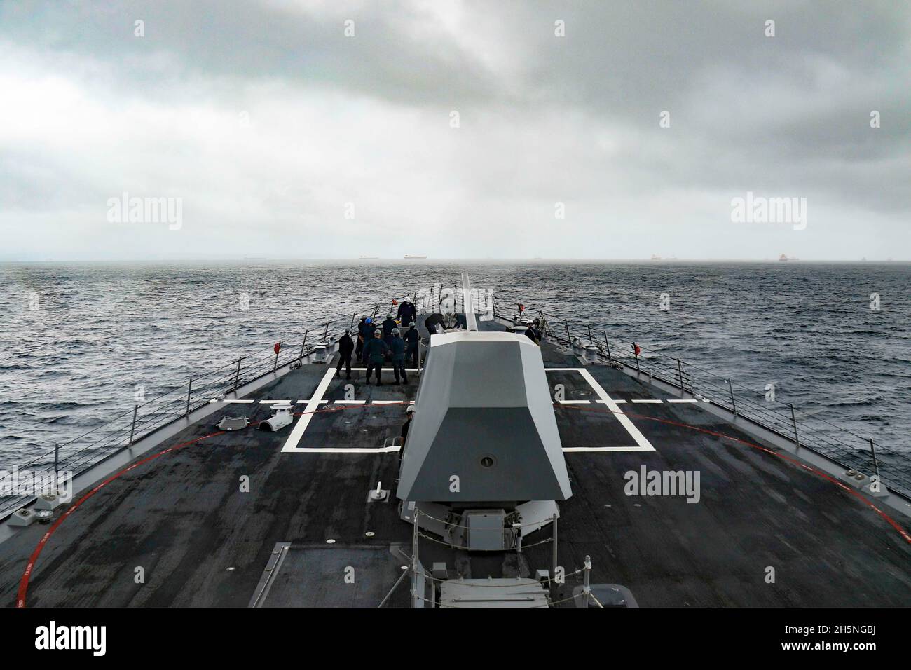 CARIBBEAN SEA (Nov. 1, 2021) Sailors aboard the U.S. Navy’s newest ...