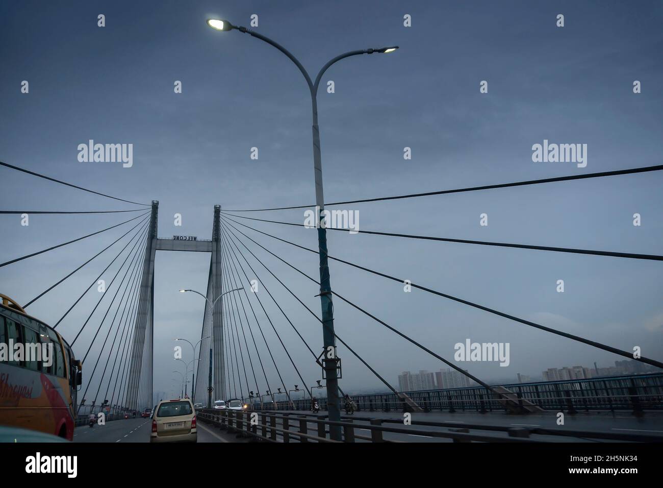 Howrah, West Bengal, India - 4th August 2020 : 2nd Hoogly bridge ...