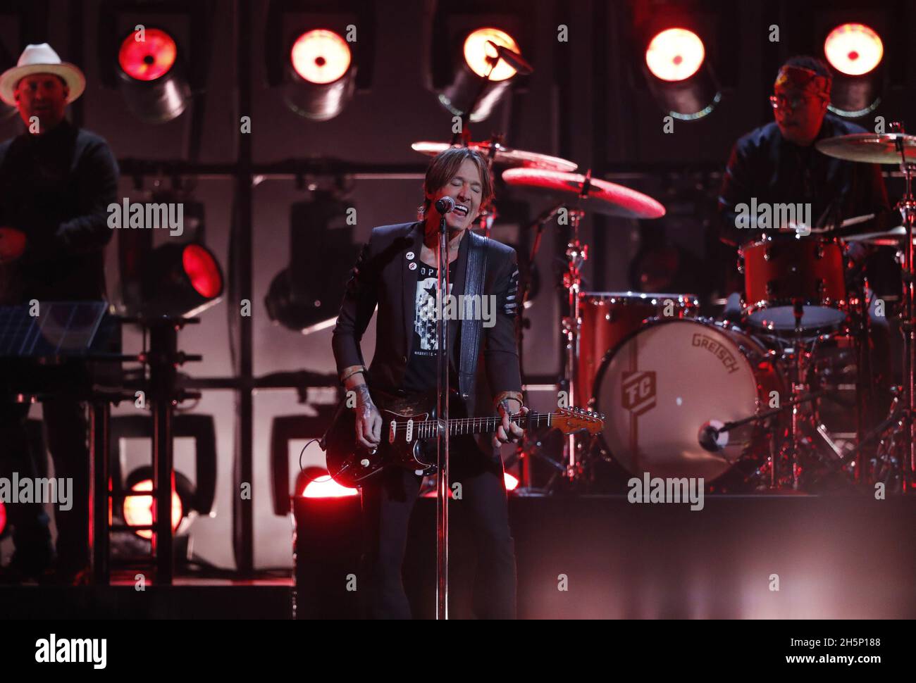 Cma awards 2021 hi-res stock photography and images - Alamy