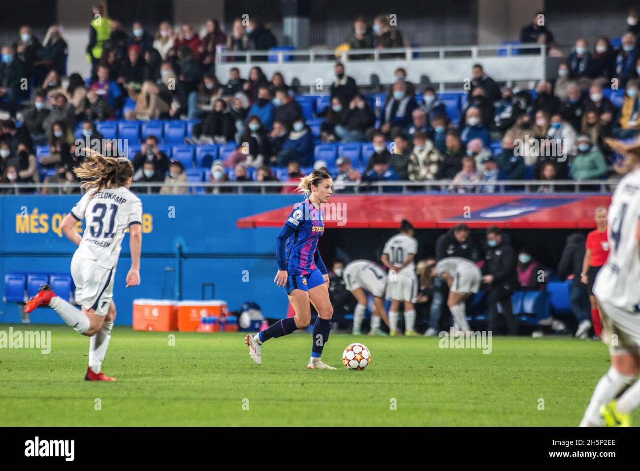 Barcelona, Spain. 10th Nov, 2021. Maria Leon (C) of FC Barcelona in ...