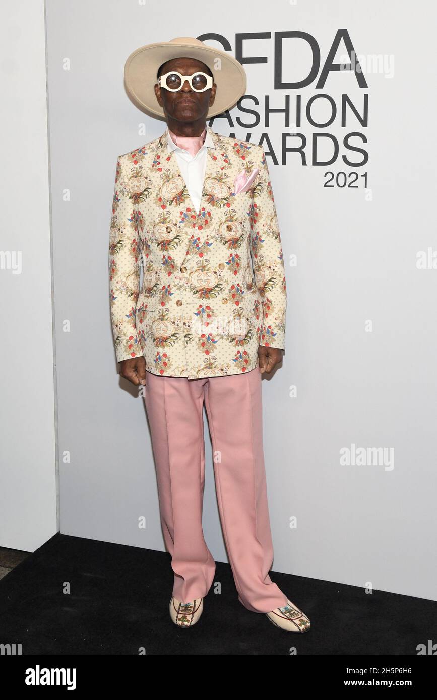 New York, NY, USA. 10th Nov, 2021. Dapper Dan at the 2021 CFDA Fashion ...