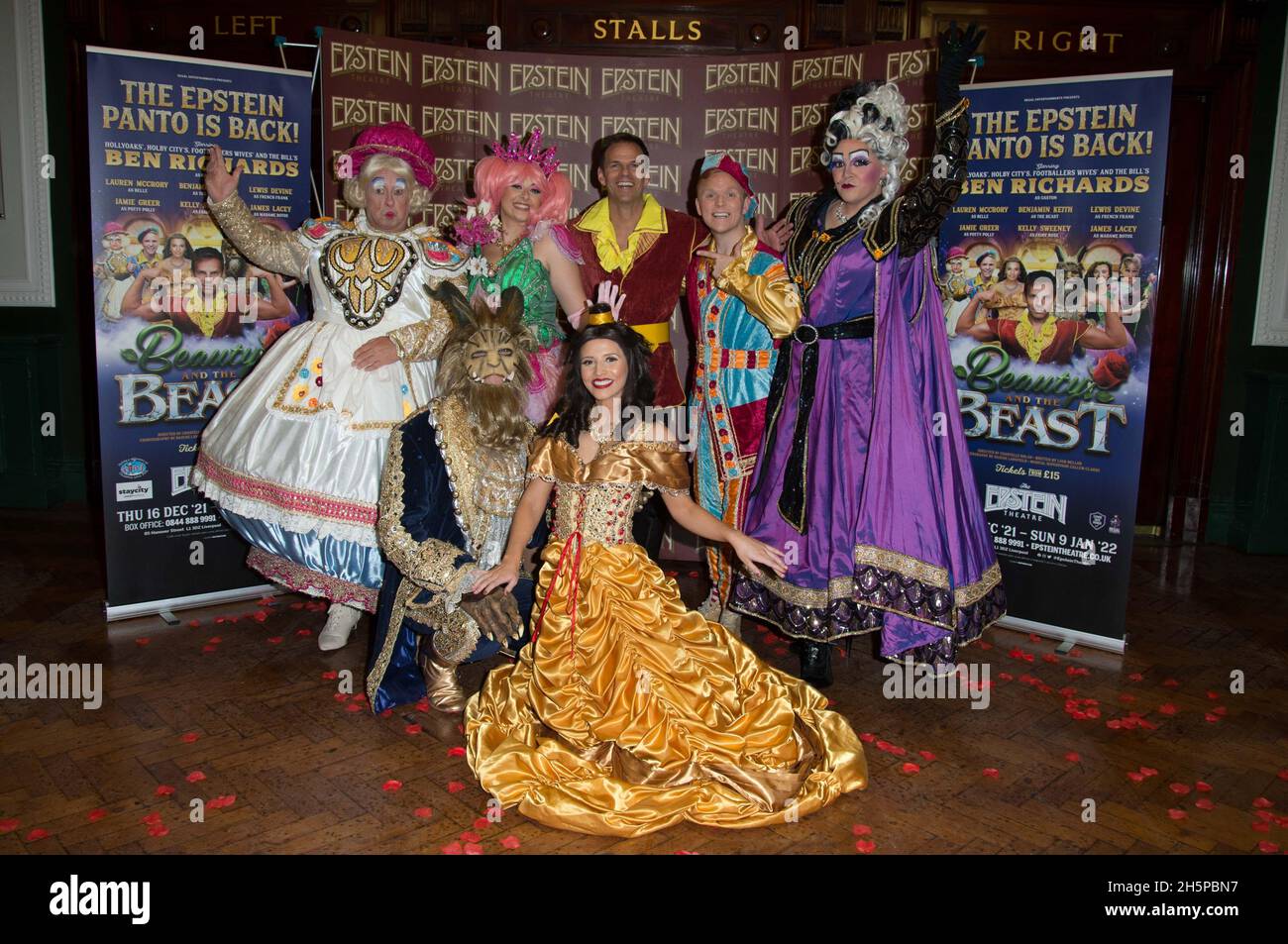 Lauren mccrory hi-res stock photography and images - Alamy