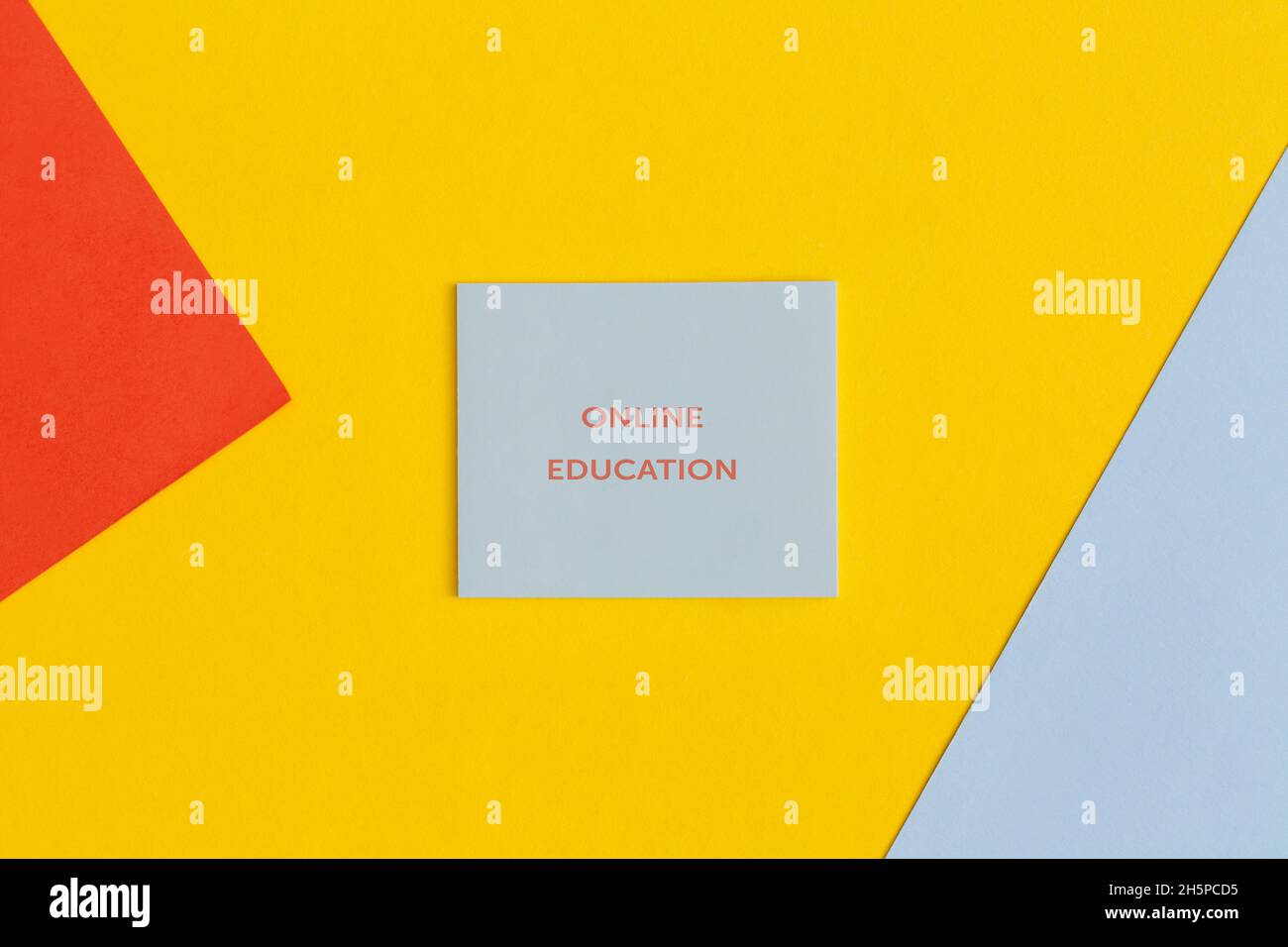 Text online education on hi-res stock photography and images - Alamy