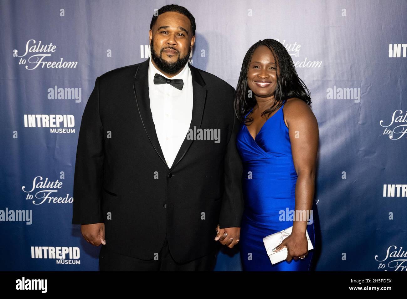 Valor Award recipient Sgt. First Class Julian Kitching and guest attend ...