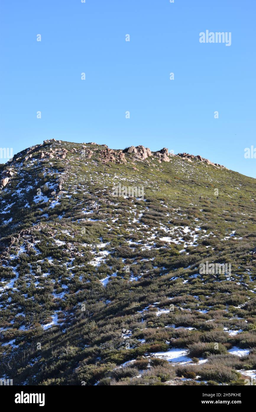 Views of the California coastal ranges near the desert Stock Photo - Alamy