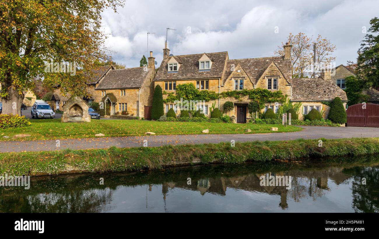 Lower slaughter village hi-res stock photography and images - Alamy
