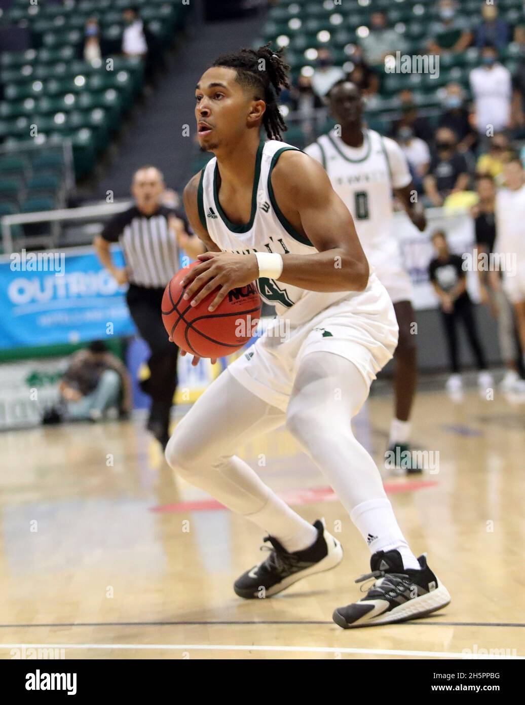 November 10, 2021 - Hawaii Rainbow Warriors guard Noel Coleman #4 ...