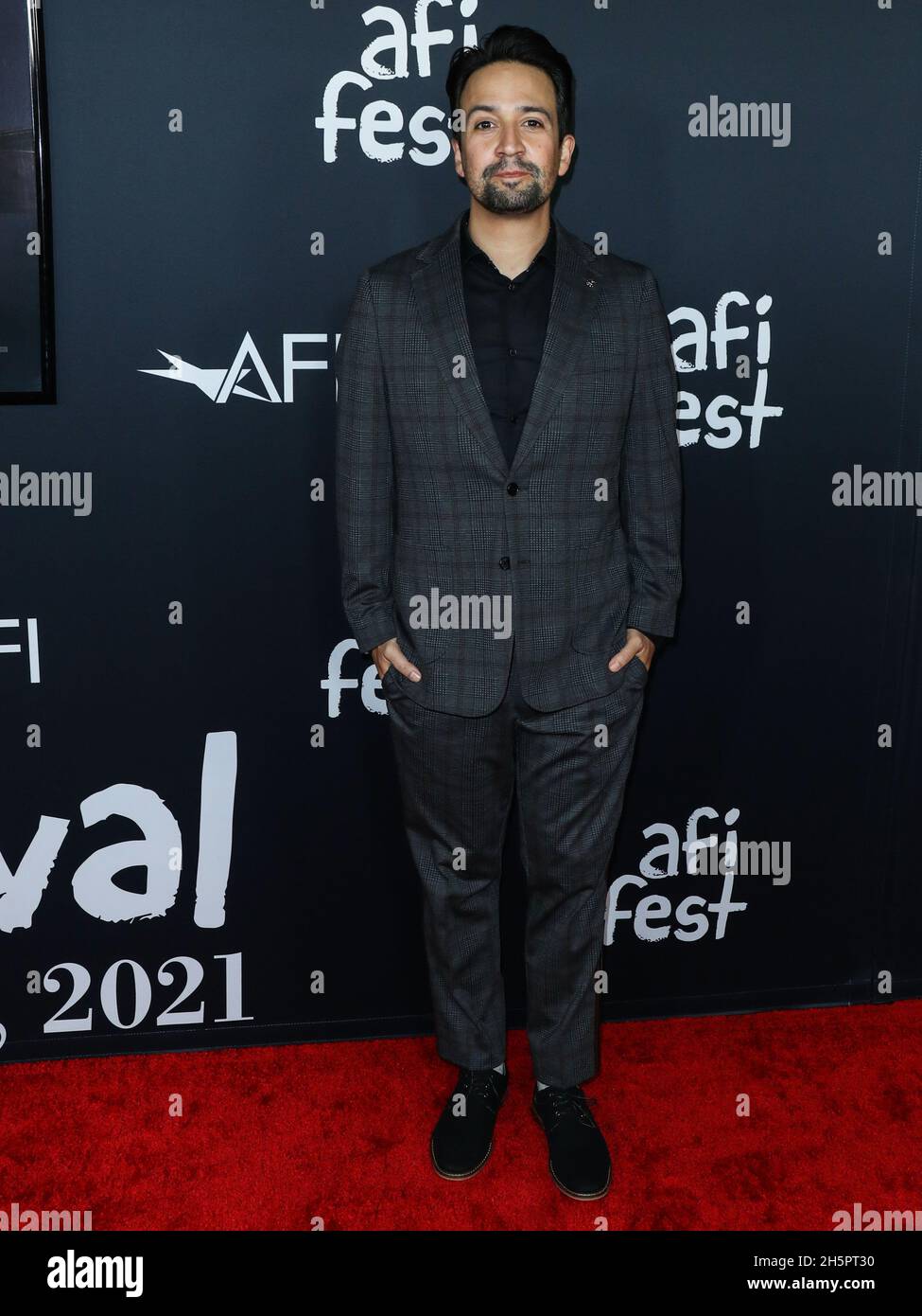 HOLLYWOOD, LOS ANGELES, CALIFORNIA, USA - NOVEMBER 10: Actor Lin-Manuel ...