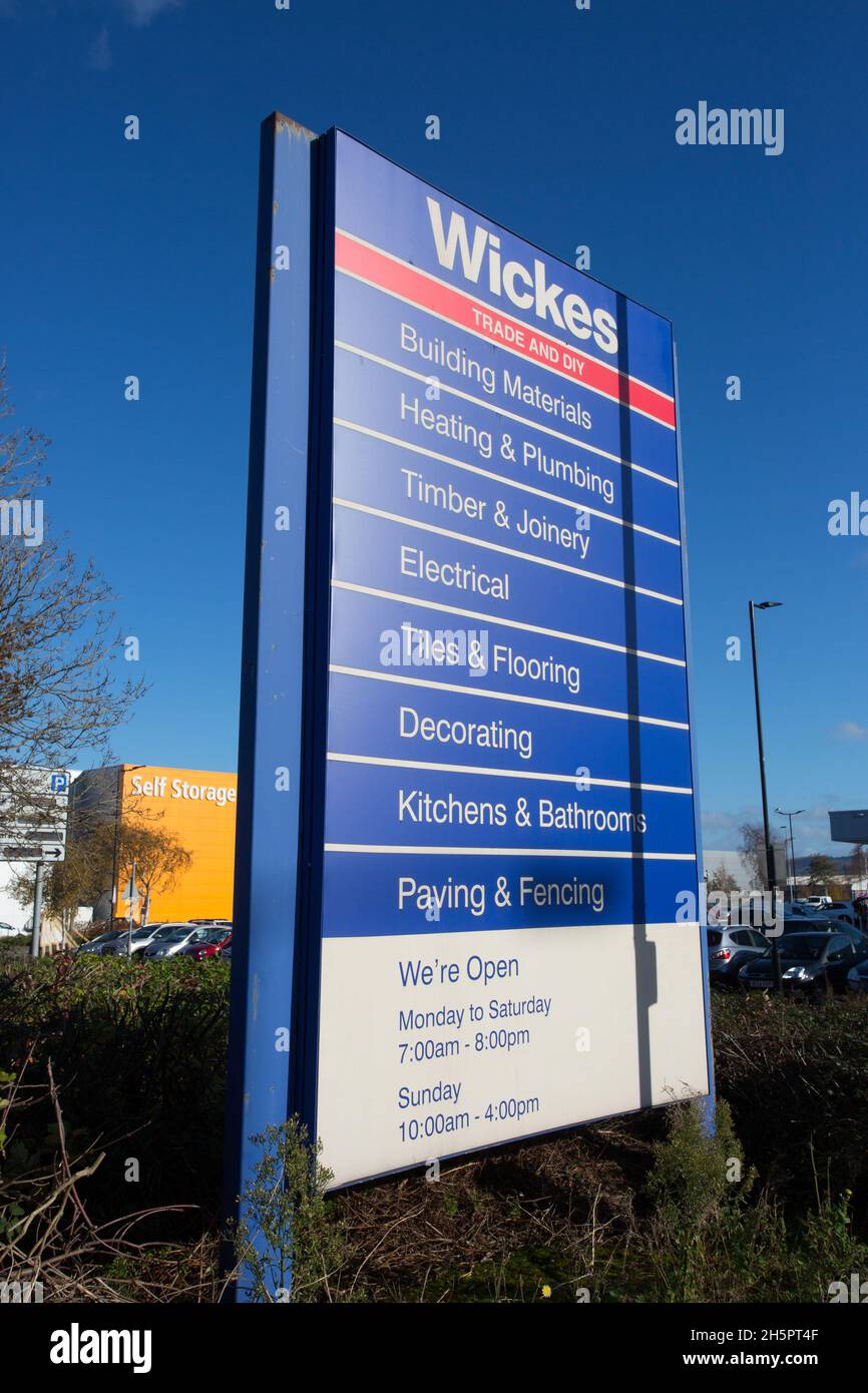 Wickes DIY store, Bristol Stock Photo - Alamy