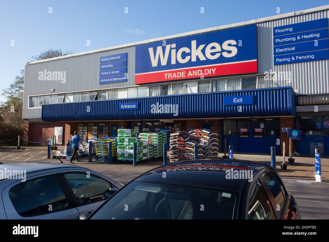 Wickes DIY store, Bristol Stock Photo - Alamy