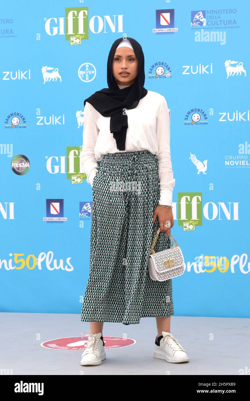 Tasnim ali hi-res stock photography and images - Alamy