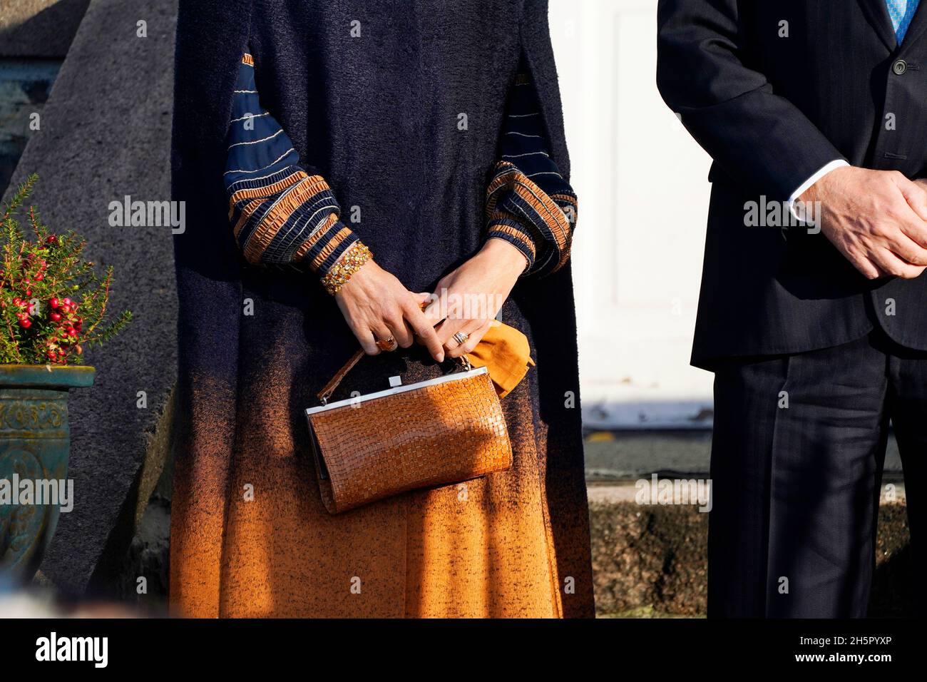 Oslo 20211110.Prime Minister Jonas Gahr Store receives King Willem ...
