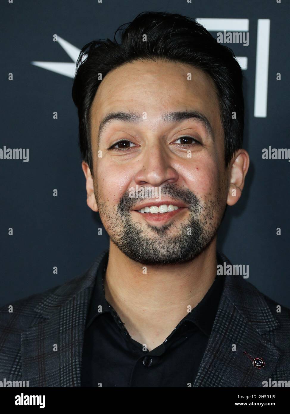 HOLLYWOOD, LOS ANGELES, CALIFORNIA, USA - NOVEMBER 10: Actor Lin-Manuel ...