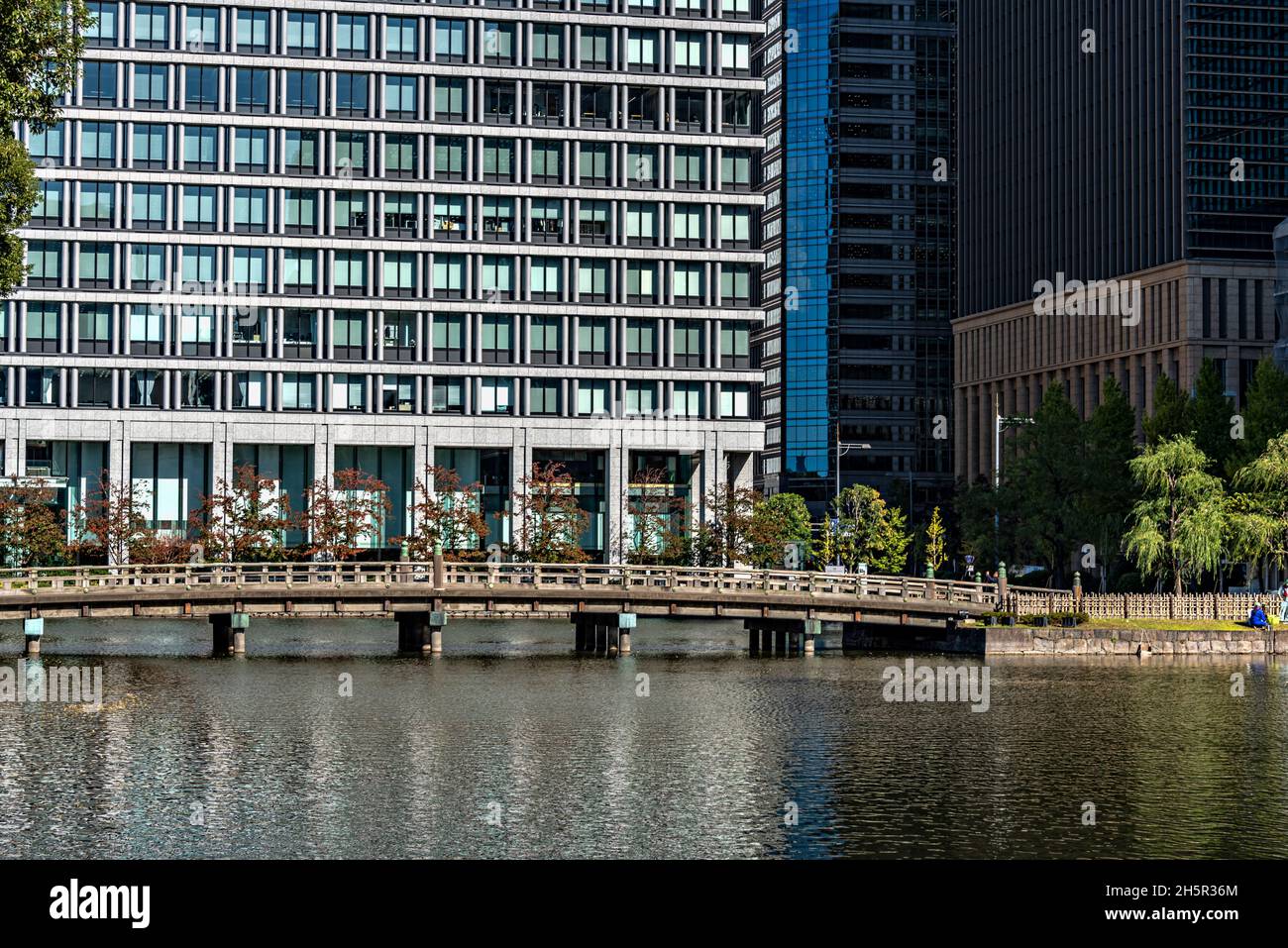 Marunouchi neighborhood hi-res stock photography and images - Alamy
