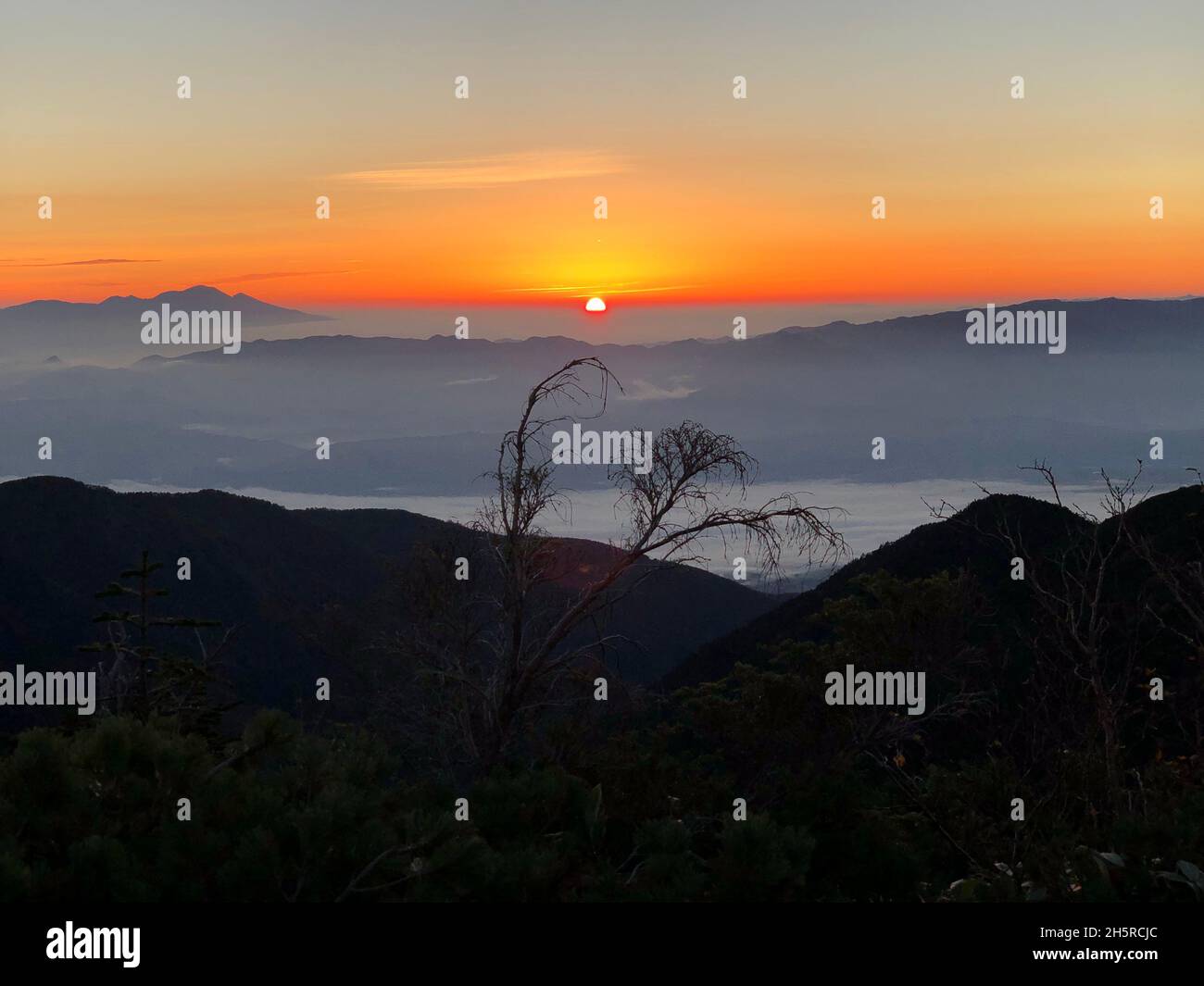 SUNRISE seen from Mount Jonen in Japan's Northern Alps on 4 October ...