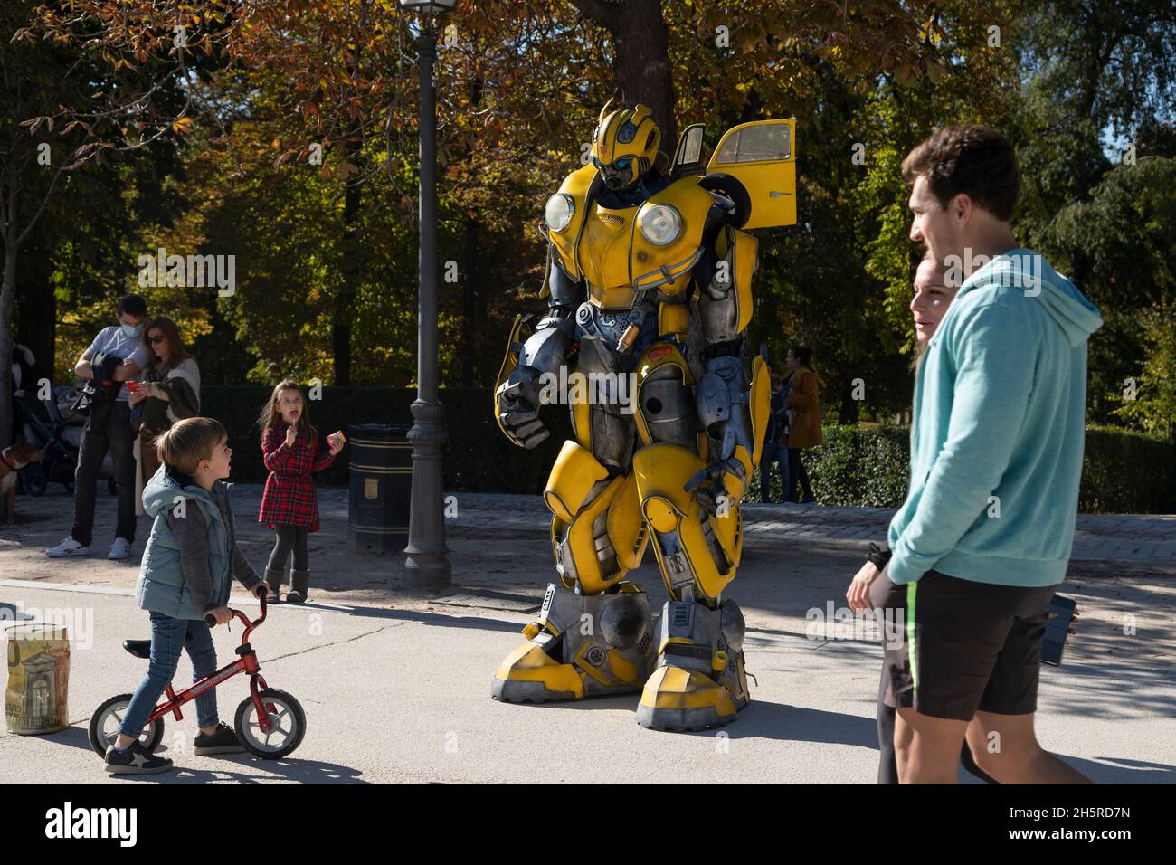 Madrid, Spain - Nov 09, 2021: A street artist dressed as Bumblebee from ...