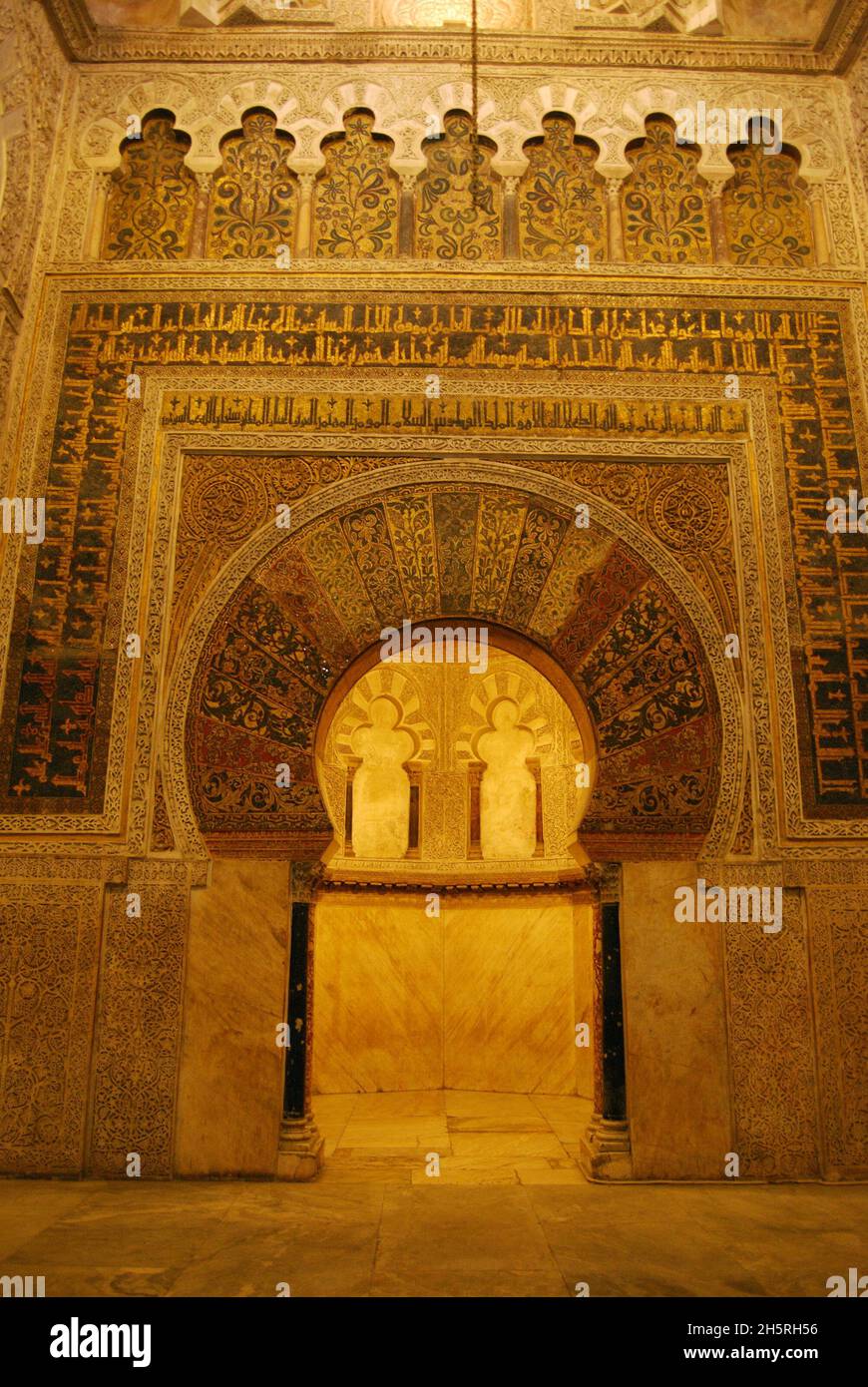 Mihrab great mosque of cordoba hi-res stock photography and images - Alamy