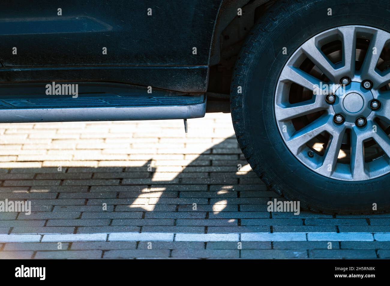 Pavement crossover hi-res stock photography and images - Alamy